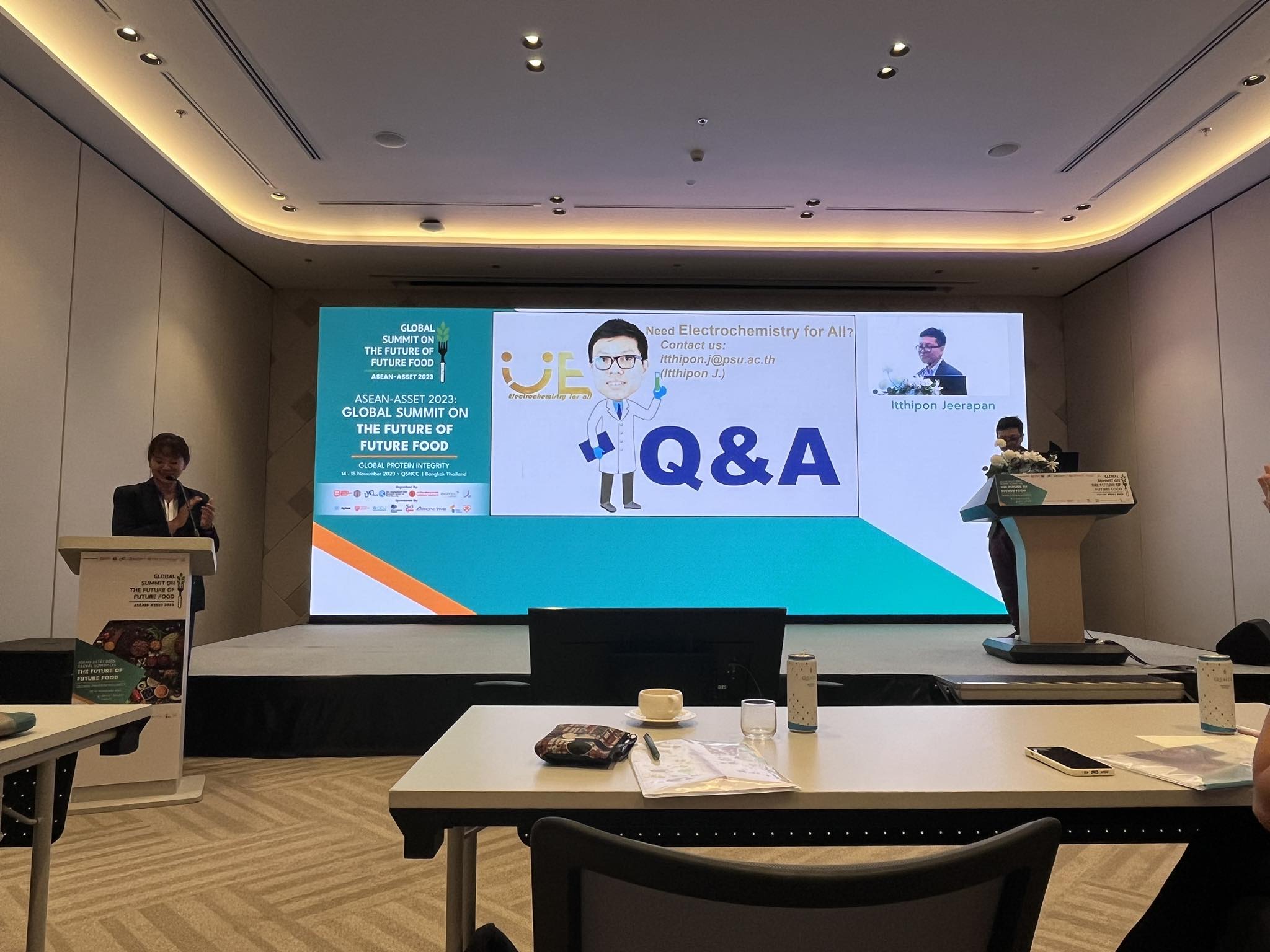 Asst. Prof. Dr. Itthipon Jeerapan gave a oral presentation in ASEAN ...